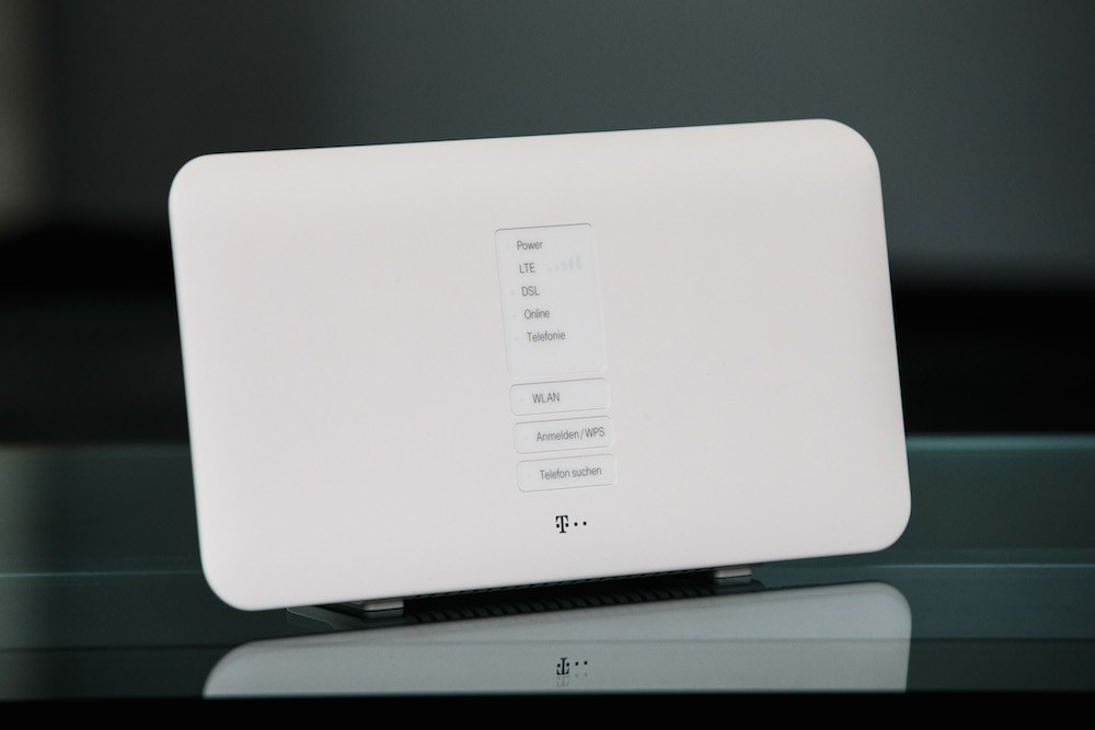 Deutsche Telekom je predstavil hibridni router, ki združuje xDSL in LTE ...