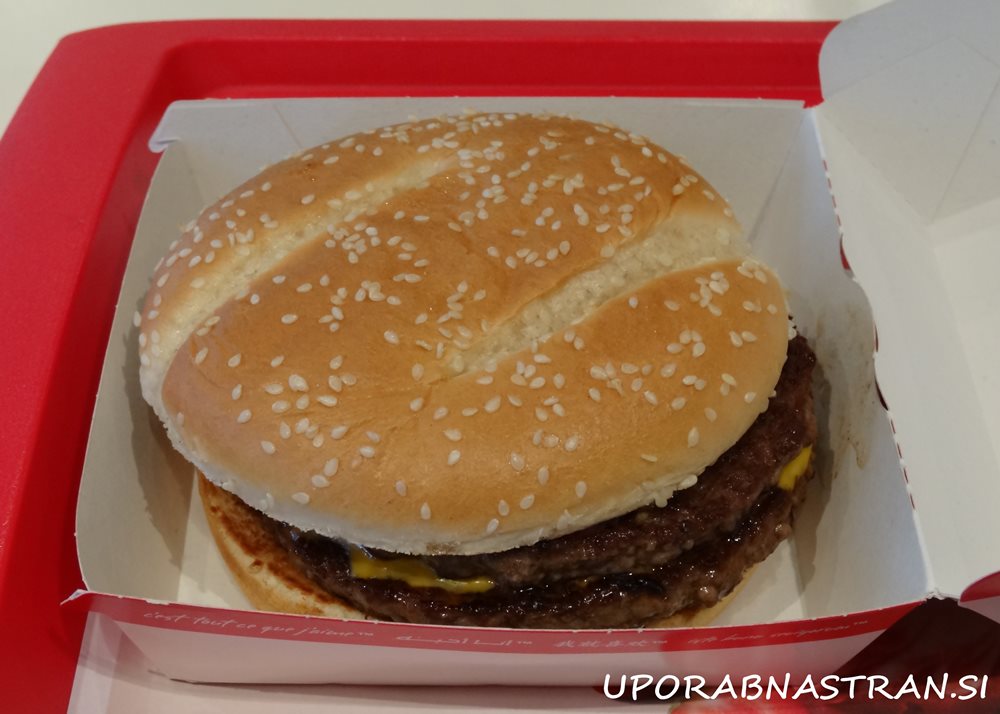Dvojni Royal Cheese hamburger v McDonald's Slovenija – test/recenzija ...