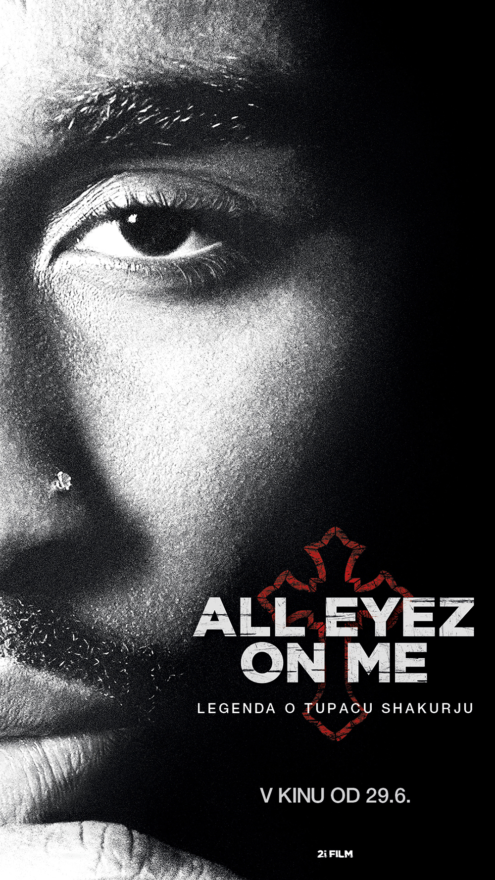 Film All Eyez On Me: Legenda o Tupacu Shakurju v slovenskih ...