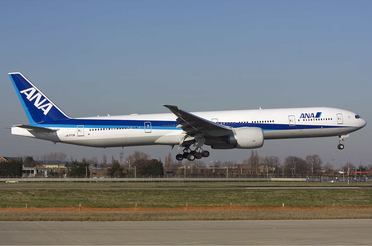 ANA (All Nippon Airways) iz Japonske tudi v letu 2017 letom Tokio ...
