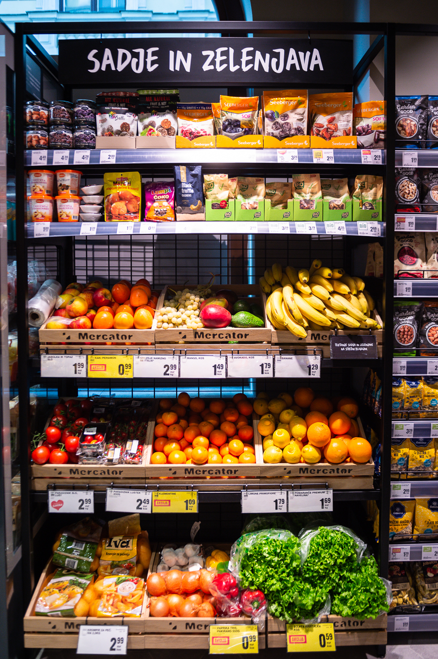 Prenovljena trgovina Mercator market Kongresni trg zdaj s široko ...