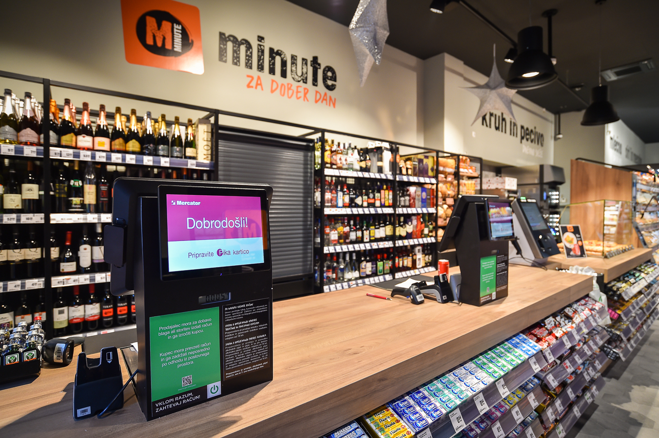 Prenovljena trgovina Mercator market Kongresni trg zdaj s široko ...