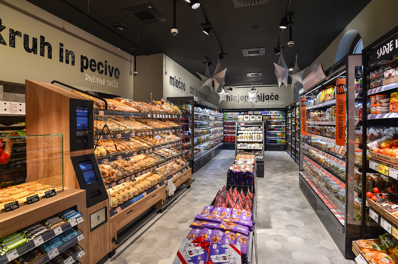 Prenovljena trgovina Mercator market Kongresni trg zdaj s široko ...