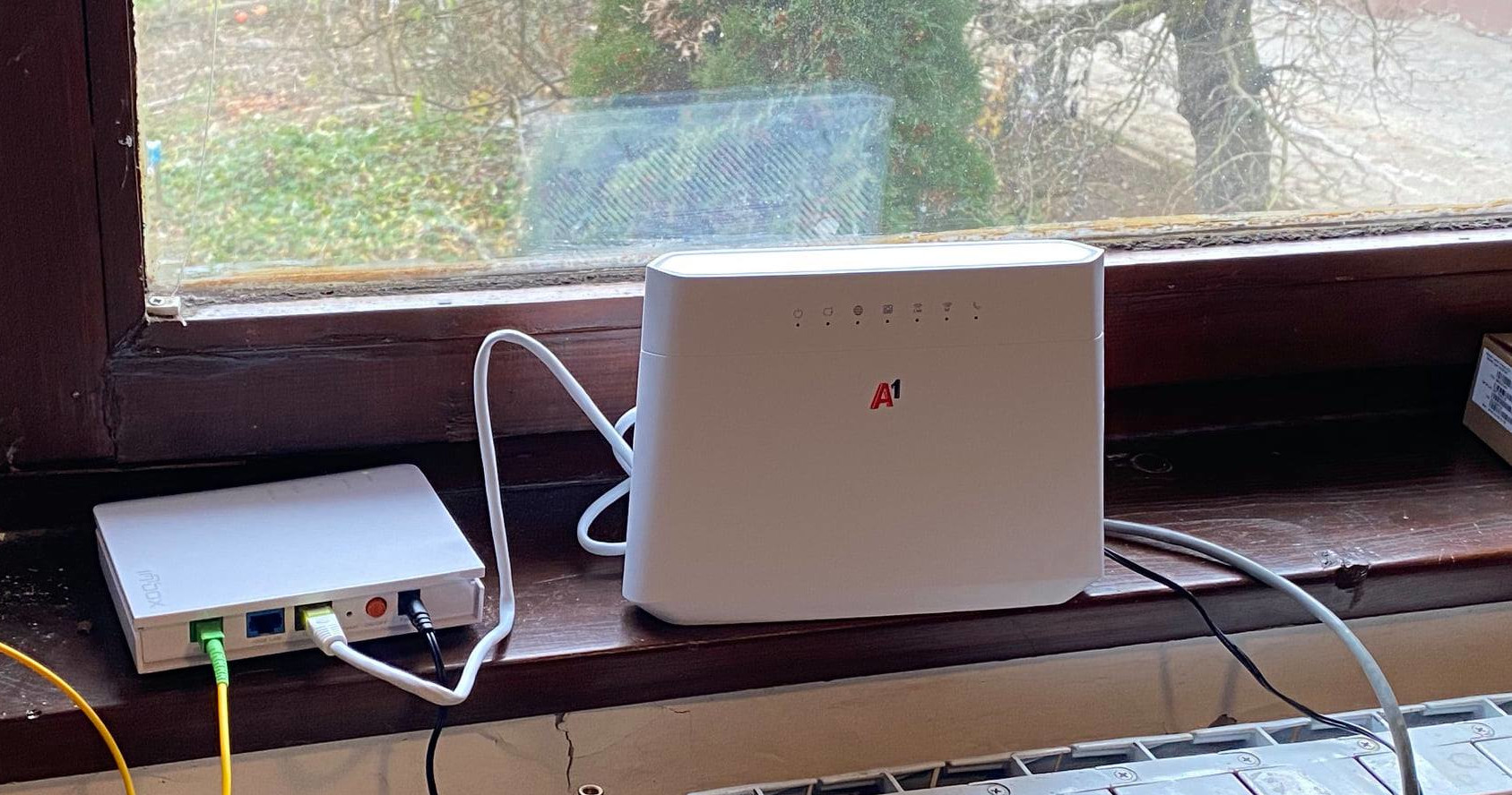 Na Rune optiko (10Gbps simetrično XGS-PON) sta A1 Slovenija in Telemach ...