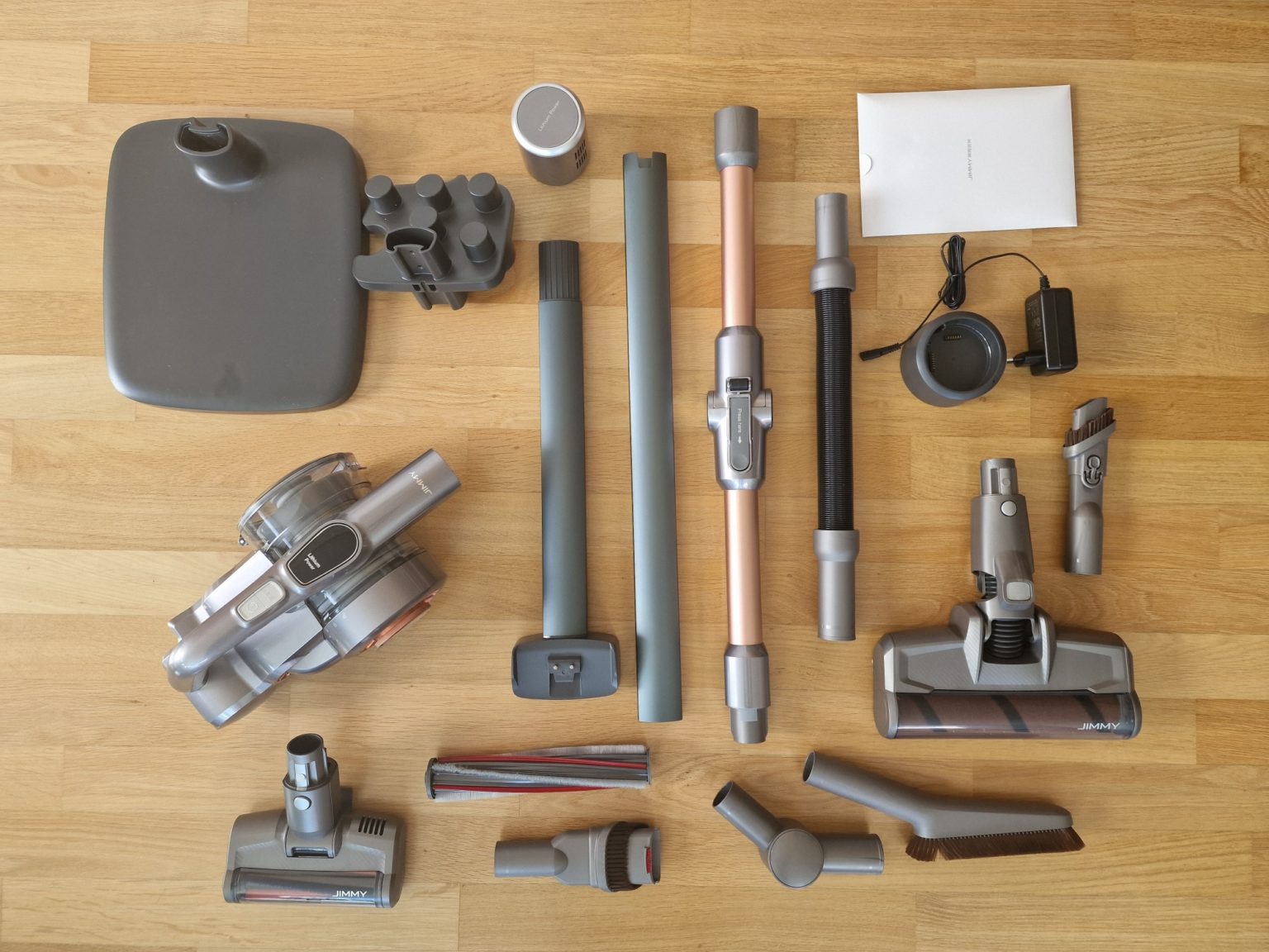 Jimmy H9 Pro test / Izjemno okreten, prilagodljiv in močan ročni ...