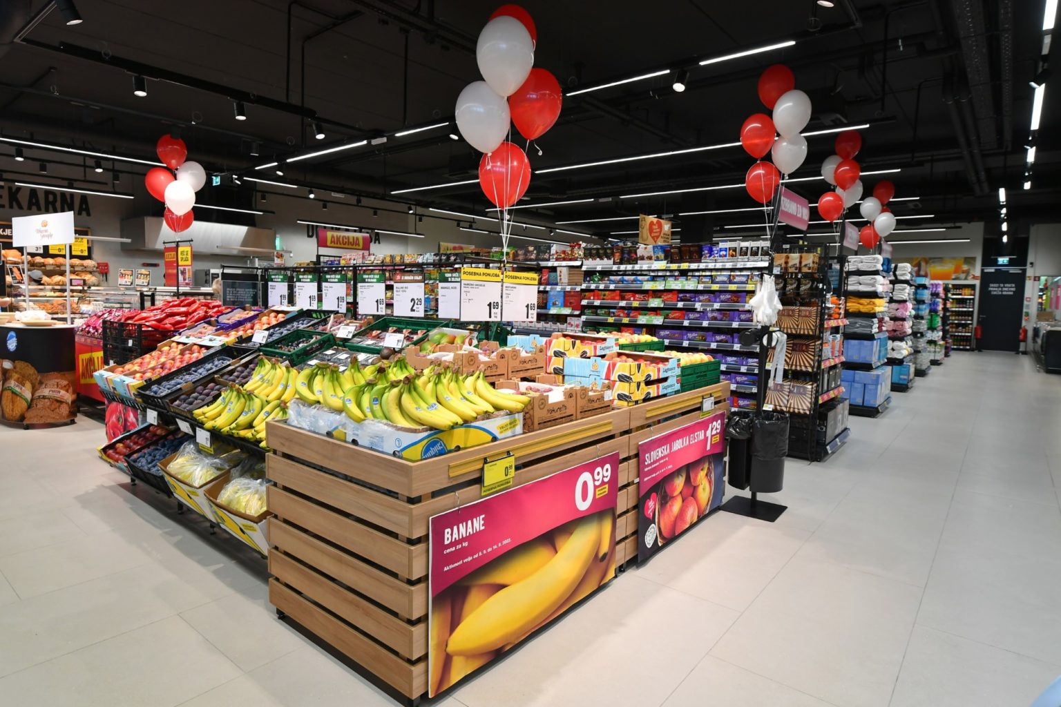 Marcator Žirovnica / Mercator je v Žirovnici odprl novo trgovino veliko ...