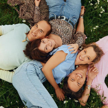 Ja, Chef! – igralci / Jurij Zrnec, Katarina Čas, Bojan Emeršič, Tjaša ...