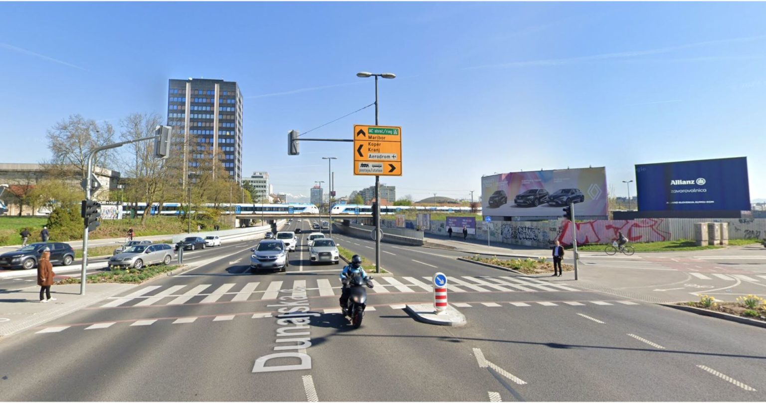 Zaprta Dunajska cesta v Ljubljani / Popolna zapora Dunajske ceste od 4. ...