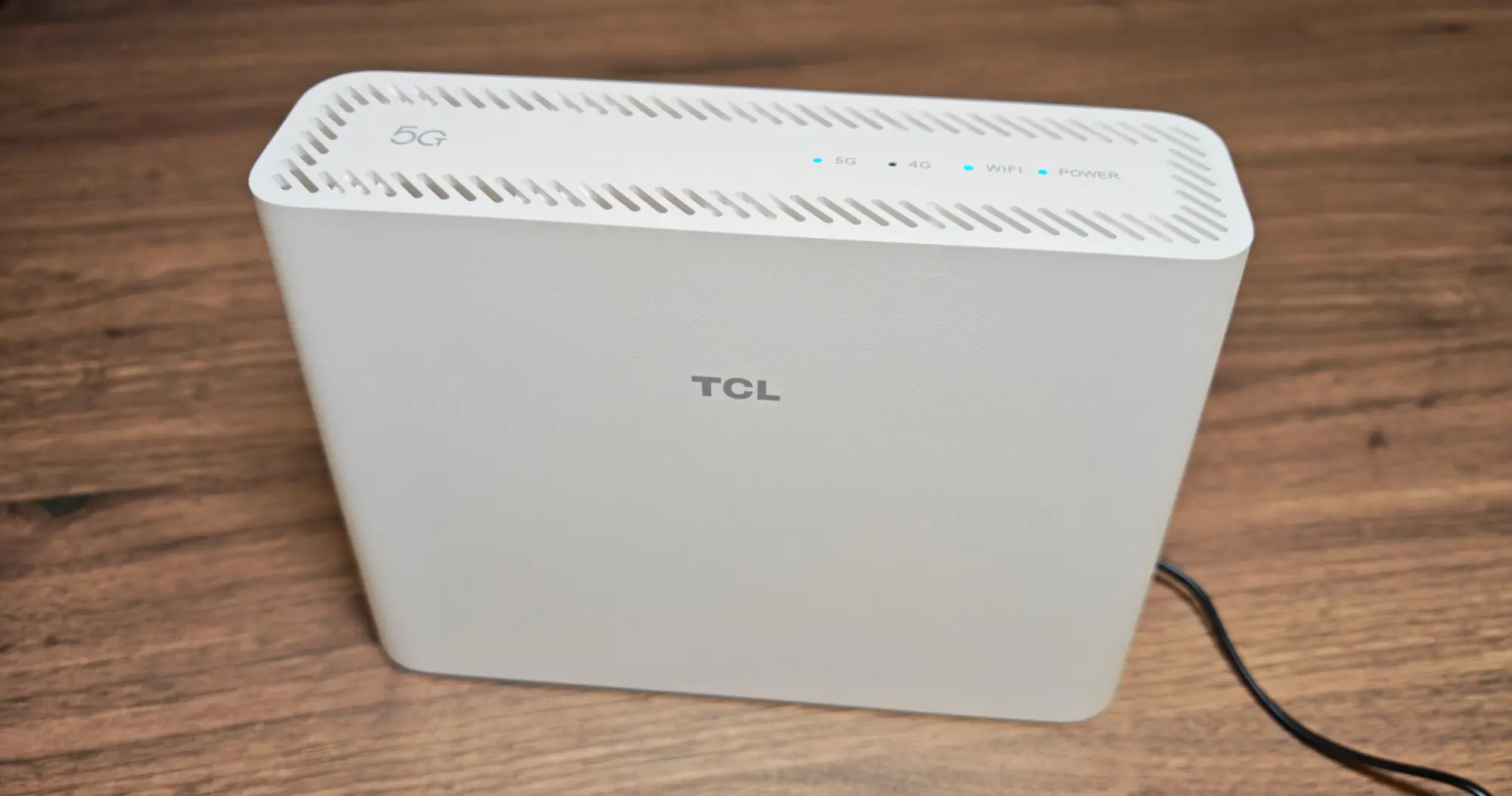 TCL LinkHub 5G HH512LM test napredne 5G CPE mobilne dostopne dostopne ...
