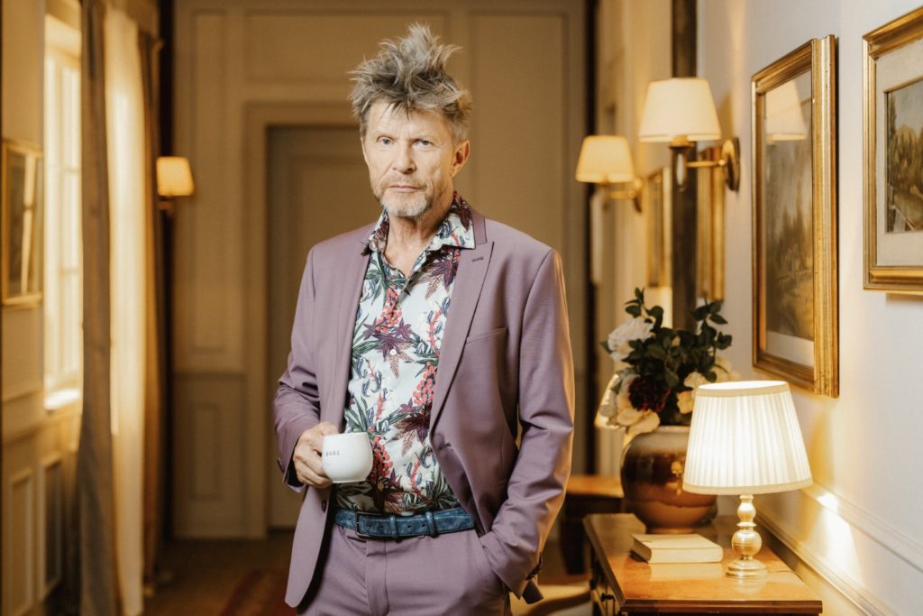 Nemirna kri igralci serije na POP TV - Lea Mihevc (Sara Petrič), Svit ...