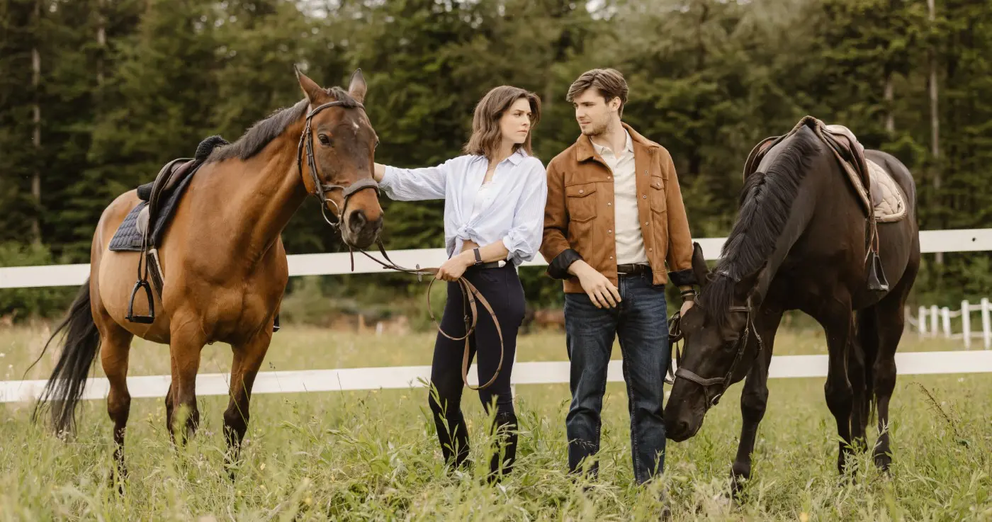 Nemirna kri igralci serije na POP TV - Lea Mihevc (Sara Petrič), Svit ...